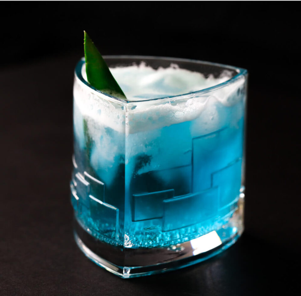 Electric Shark | A Jawesome Cocktail - Daily Appetite