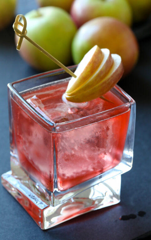 2 Minute Crown Royal Apple and Cranberry Cocktail